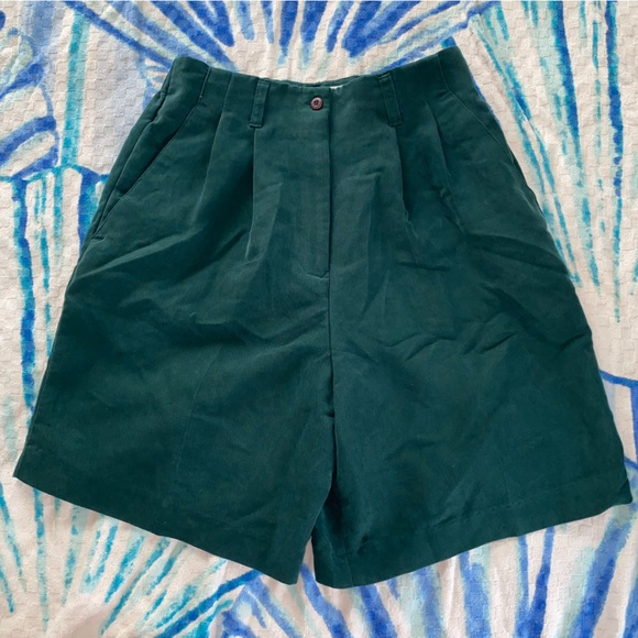 Izod | Shorts | Vintage Izod Dark Everest Green Highwaisted Shorts ...